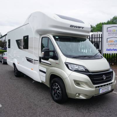 Swift Edge 486 Champagne 6 berth 6 belts rear lounge family motorhome