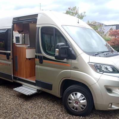 2016 Dethleffs Globecar Roadscout R 2 berth fixed bed hightop campervan