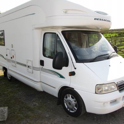 Bessacarr E725, 2002, 5 Belts, 4 Berth, U-Shaped Lounge, Over Cab Bed, For Sale