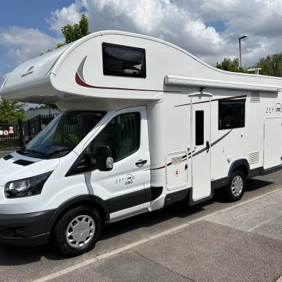 Roller Team Zefiro 690 6 Berth 6 Belts Fixed Bed Motorhome FOR SALE