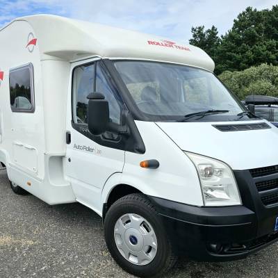 Roller Team Auto Roller 200 2007 35k 2 berth end kitchen