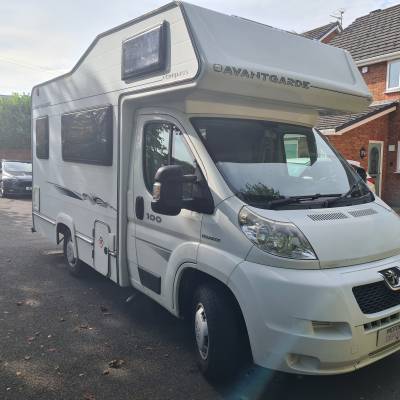 Compass Avantgarde 100- 4 Berth -4 Seat Belts