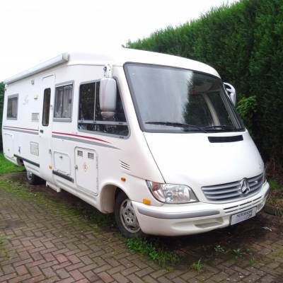 Le Voyager LVX 4 berth 4 belt A class 2003 107584 miles