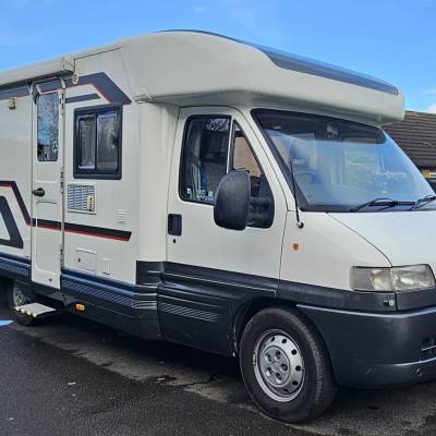 Laika Ecovip 7rg - Fixed Bed with Large Garage - 2001 - FOR SALE
