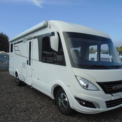 Hymer B704