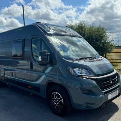 Swift Select 164 3 birth fixed bed camper van