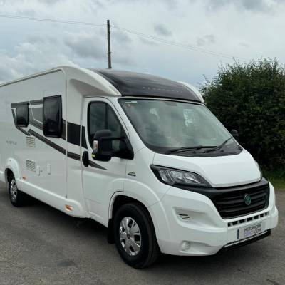 Swift Bessacarr Hi-Style4 45 4 berth 4 belts french bed motorhome