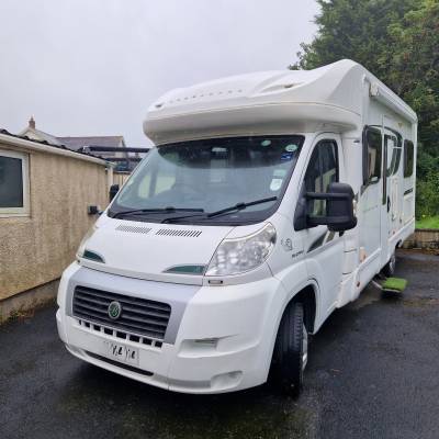 2014 BESSACARR E452 4-BERTH - 2-BELT - 1 OWNER - LOW MILES - GREAT VALUE