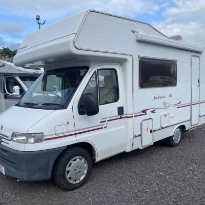 Compass Avantgarde 300 5 Berth 4 Seatbelts End Kitchen 2002 Motorhome ...