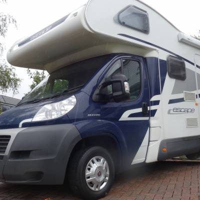 SWIFT ESCAPE 686 2011 6 BERTH 6 SEATBELT FAMILY MOTORHOME FOR SALE