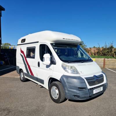 Romahome R30 2009 65k 2 berth 4 belt end kitchen 4.9m 3000kgs van ...