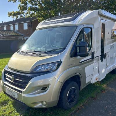 Swift Champagne C404