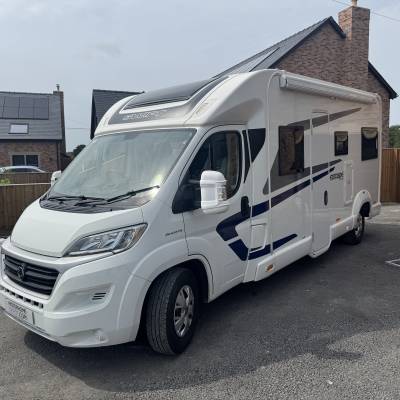 Swift Escape 685 6 Berth 5 Travel Seat Rear Lounge Motorhome For Sale