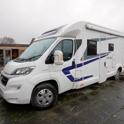 2018 Swift Escape 695, 6-Berth, 5-Seatbelts, End Bunkbeds, Drop-down ...