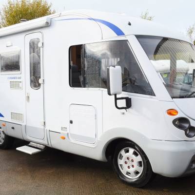 BURSTNER ELEGANCE I660