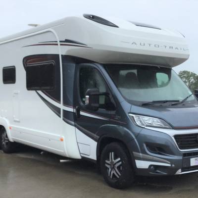 2018 Automatic Auto-Trail Frontier Comanche - only 1400 miles from new ...
