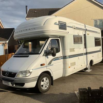 Auto-trail Scout SE, 2006, 6 Berth, 4 Seat Belts, Mercedes Chassis
