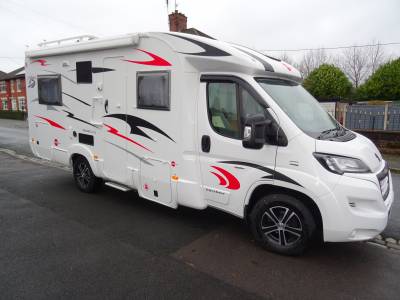 Motorhomes For Sale in Staffordshire | Motorhomes Stoke On Trent ...