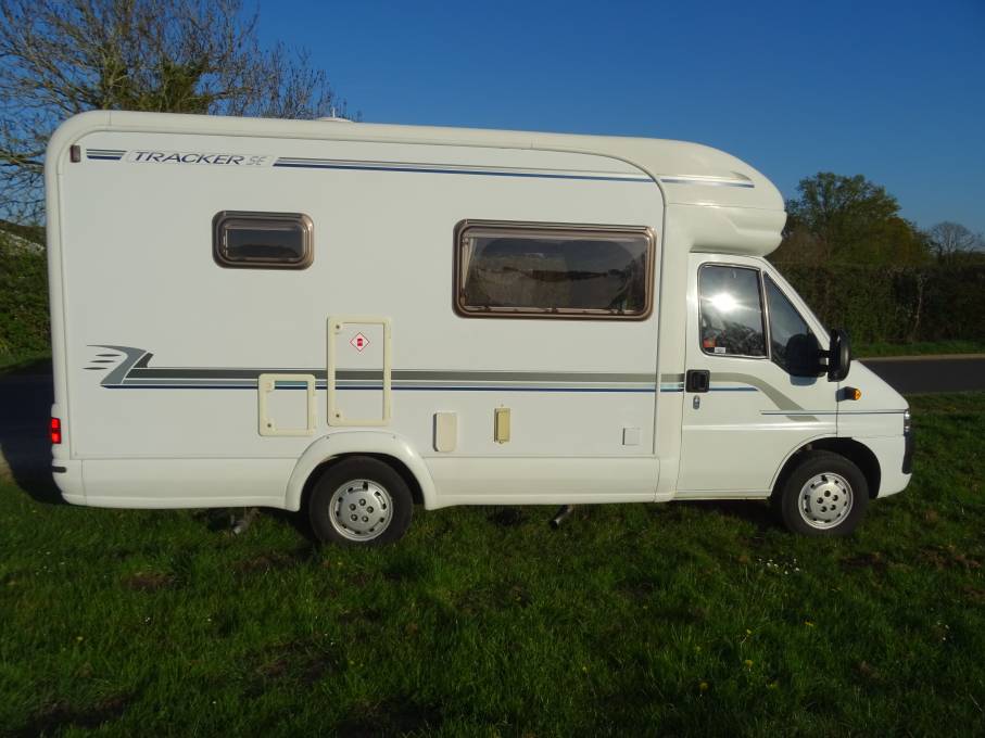 Auto-Trail Tracker SE 2 Berth 2004