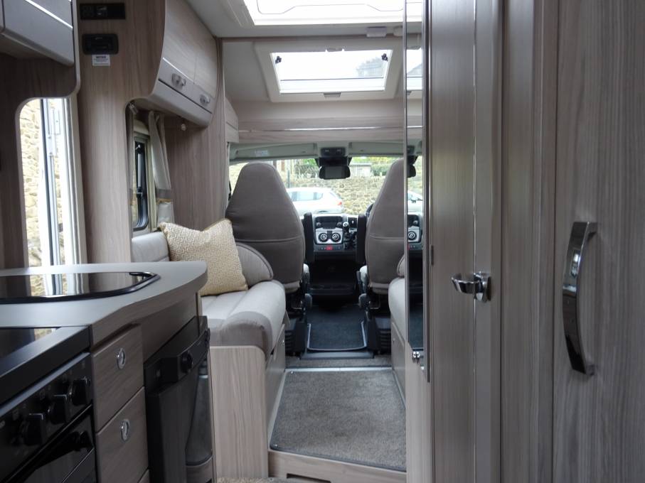 ELDDIS AUTOQUEST EVOLUTION 194 2020 PEUGOT 4 BERTH REAR BEDS MOTORHOME