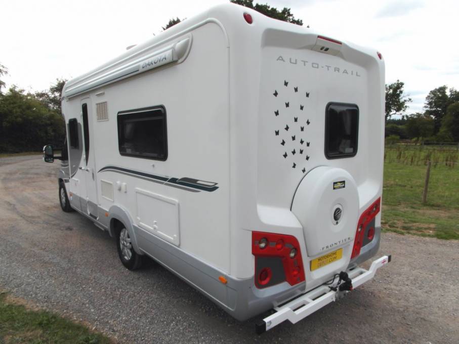 Auto-Trail Dakota Frontier. 4 Berth. Rear Fixed Bed. Cruise Control