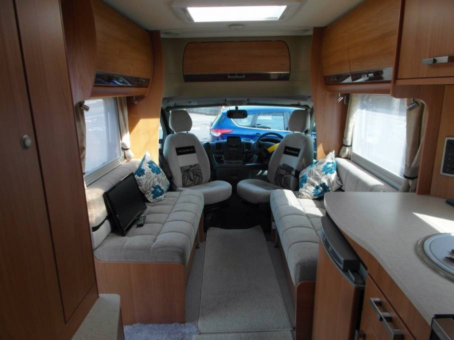 Autocruise Starstream