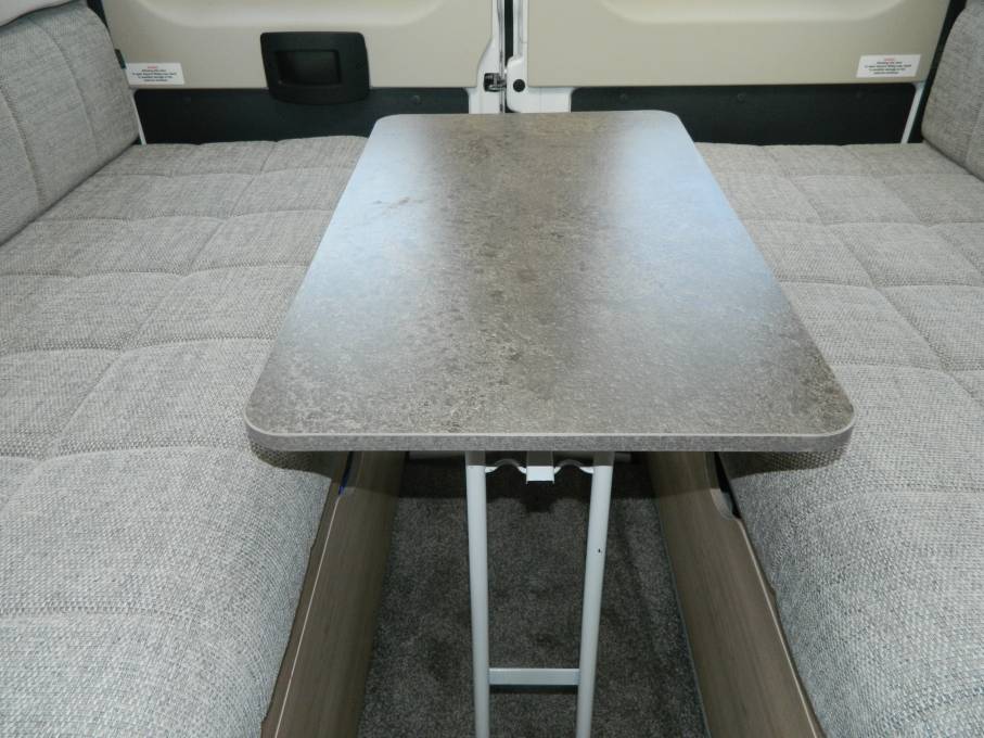 Elddis Autoquest CV40 Vogue Edition - 3 Berth - 2019 low mileage ...