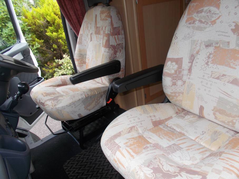 Compass Avantgarde 200 4 Berth Motorhome 2 Litre Turbo Diesel