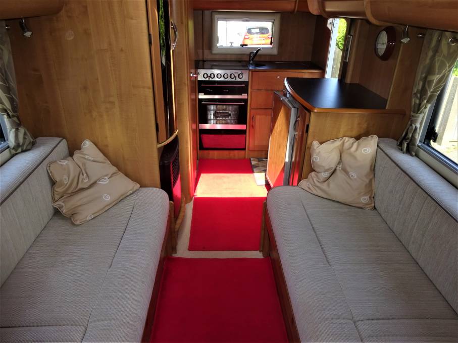 Auto-Trail Tracker EKS 2010