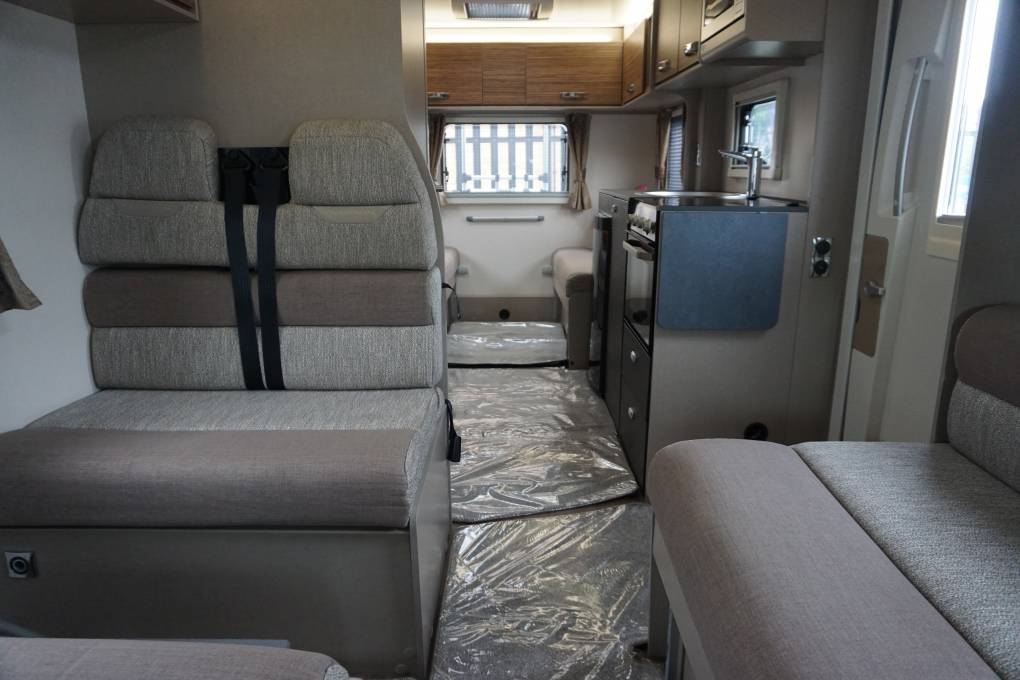 Swift Edge 486 Champagne 6 berth 6 belts rear lounge family motorhome