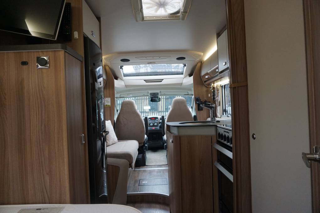 Swift Bessacarr 560 4 berth 2 belts fixed french bed motorhome for sale