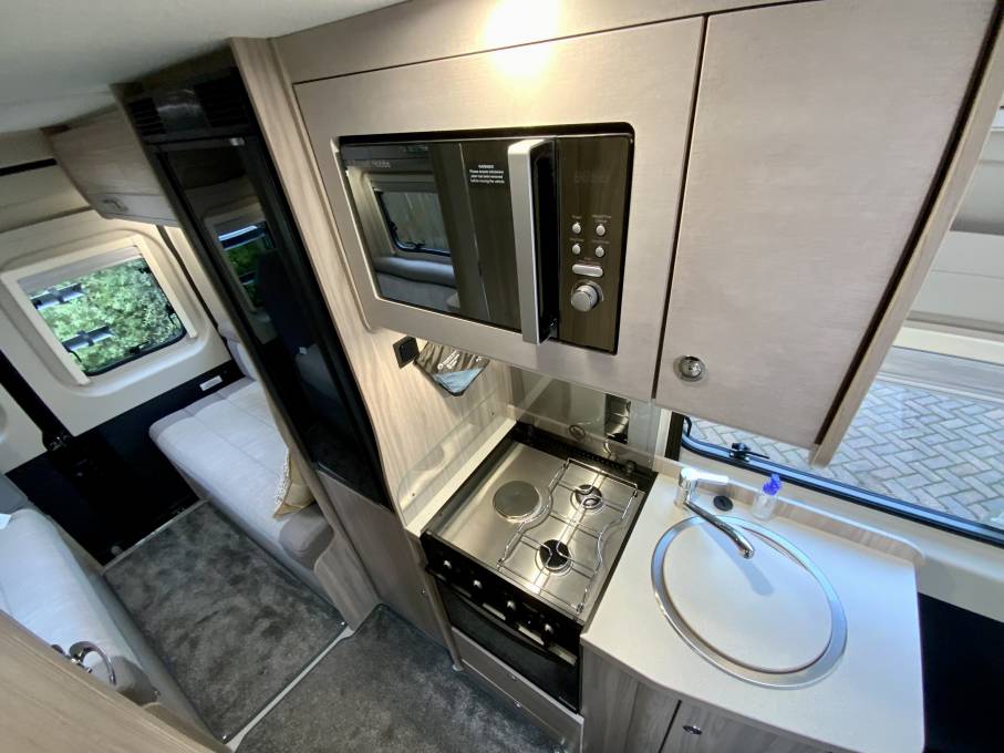 Elddis Evolution CV40 Luxury 3 Berth Motorhome For Sale