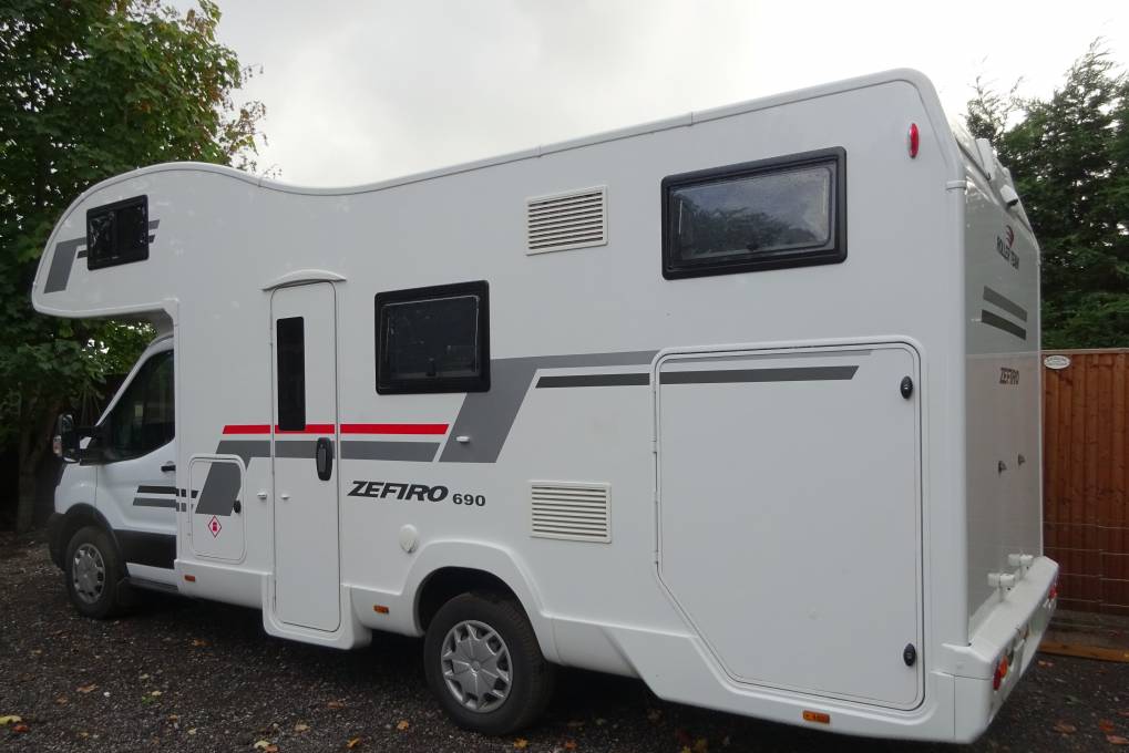 2020 Roller Team Zafiro 690 6 berth 6 seat belts Automatic Motorhome