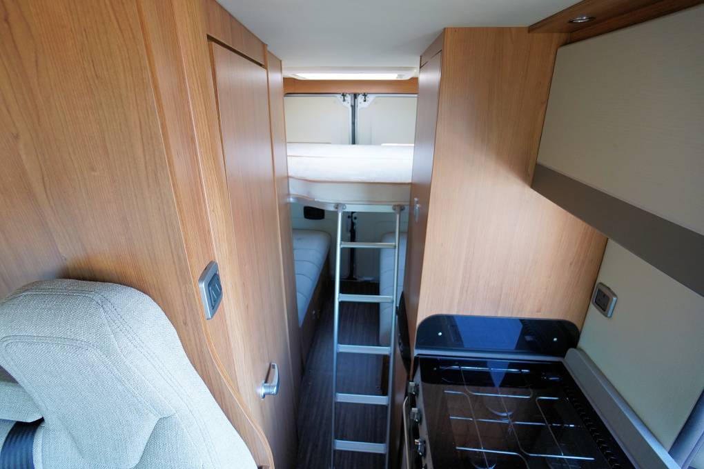 Auto-Trail Tribute T669, 4-Berth, 4 Seatbelts, Motorhome for Sale