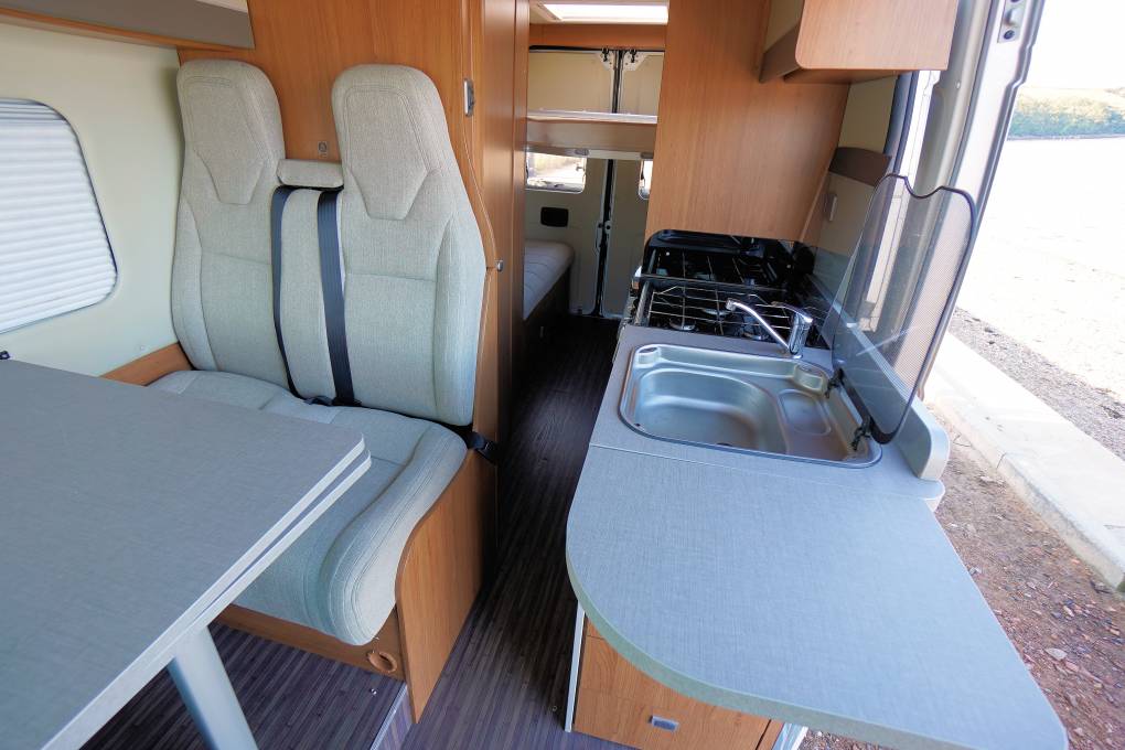 Auto-Trail Tribute T669, 4-Berth, 4 Seatbelts, Motorhome for Sale