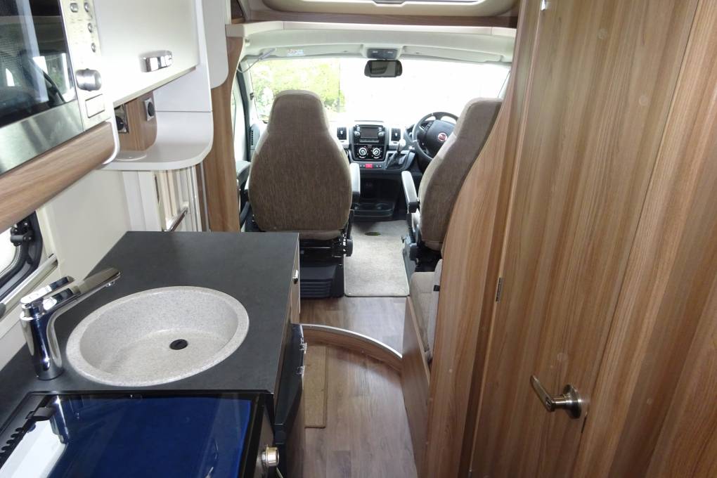 Swift Compact C205 Champagne 2019 3/4 Berth 4 Belts Automatic Motorhome ...