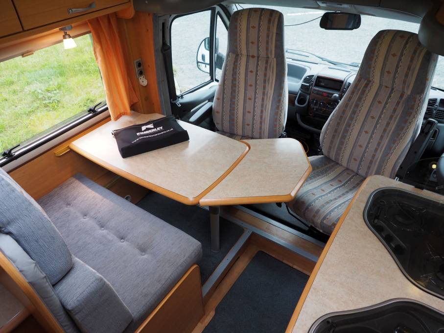 2006 56 Geist Touring 55 fixed bed low profile motorhome