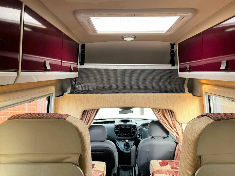 Romahome berlingo R25 - 2 berth - 4 belts - end kitchen - motorhome for ...