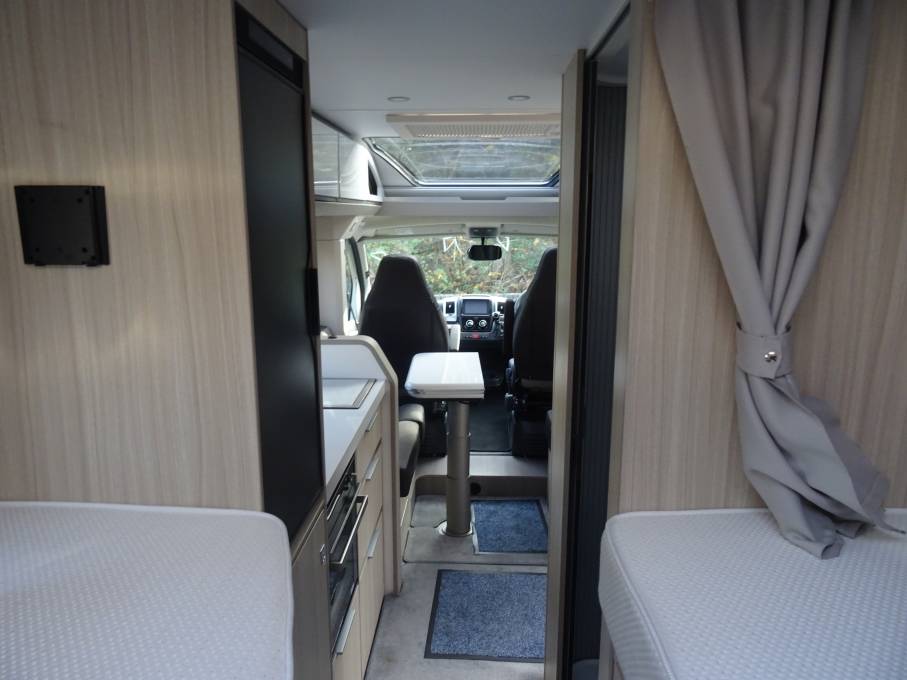 Adria Compact Supreme DL 2021 3 Berth Rear Bed Automatic Euro 6 ...