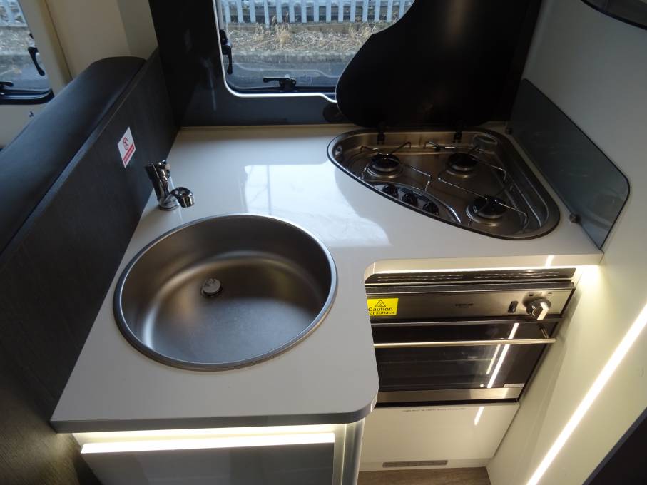 Roller Team Zefiro 685 - 2021 - 5 Berth - Rear Fixed bed Motorhome for Sale