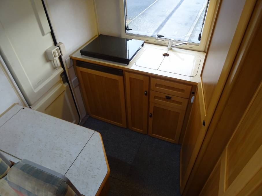 Hymer B544 Classic A-class 5 berth 6 belt 1999, 84,397 miles