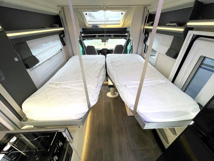 2021 CHAUSSON 630 TP AUTOMATIC ELECTRIC DROP DOWN GARAGE MOTORHOME For Sale