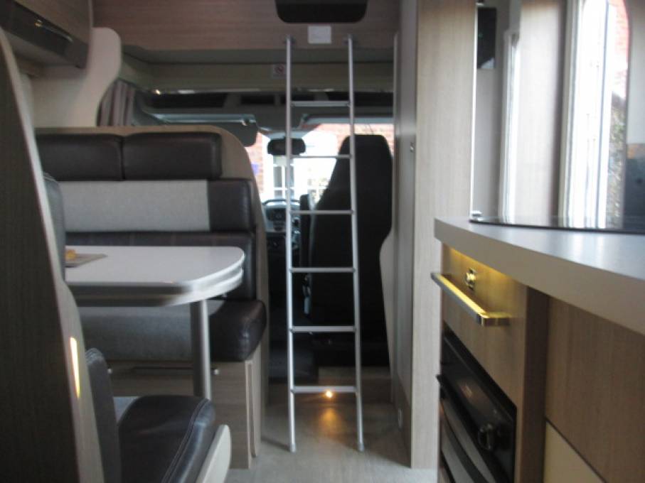 CHAUSSON FLASH C646