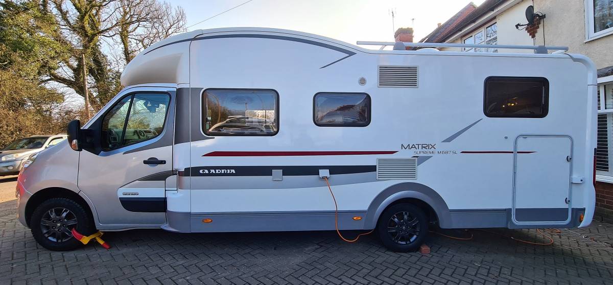 Adria Matrix Supreme 687sl - 2014 - 6 berth - Fixed single beds - FOR SALE