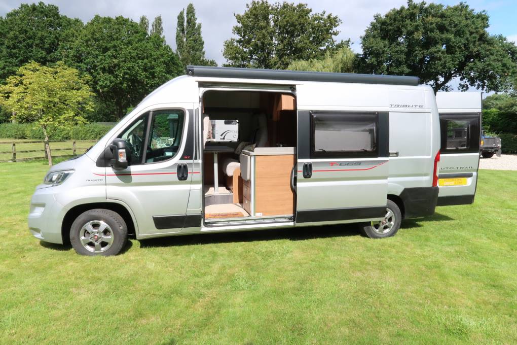 Auto-Trail Tribute T-669
