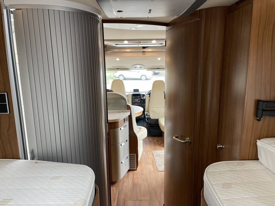 Hymer B704 PL with extras