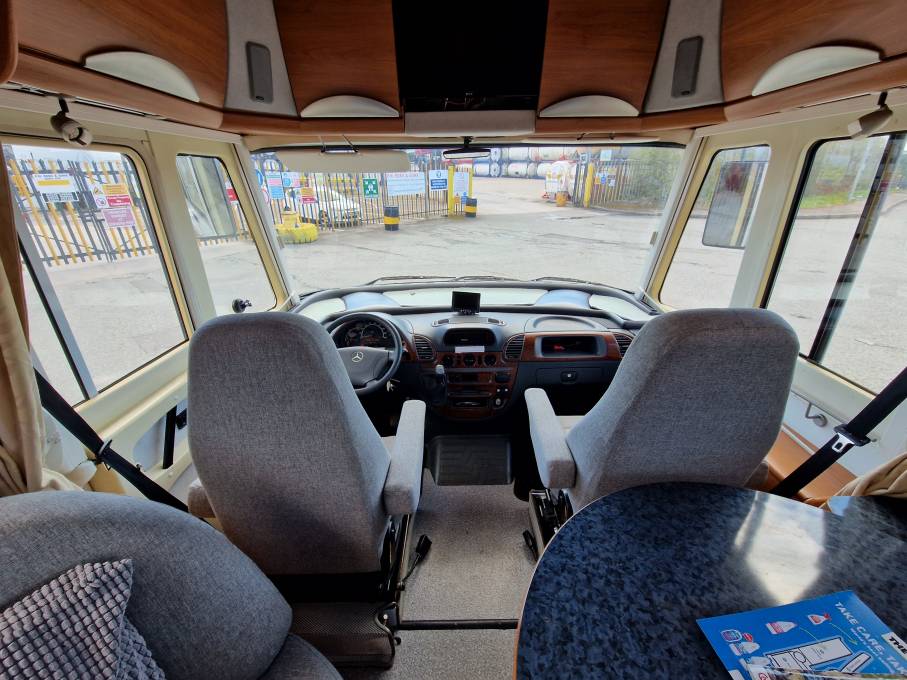 HYMER S820 -TOP OF THE RANGE - LHD - AUTOMATIC