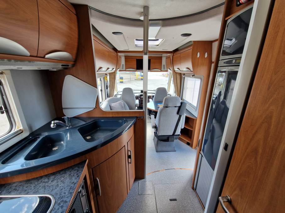 HYMER S820 -TOP OF THE RANGE - LHD - AUTOMATIC