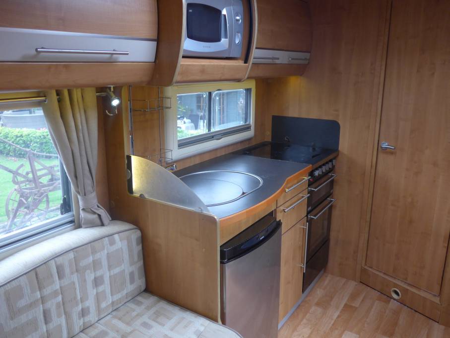 Auto-Trail Mohawk Frontier