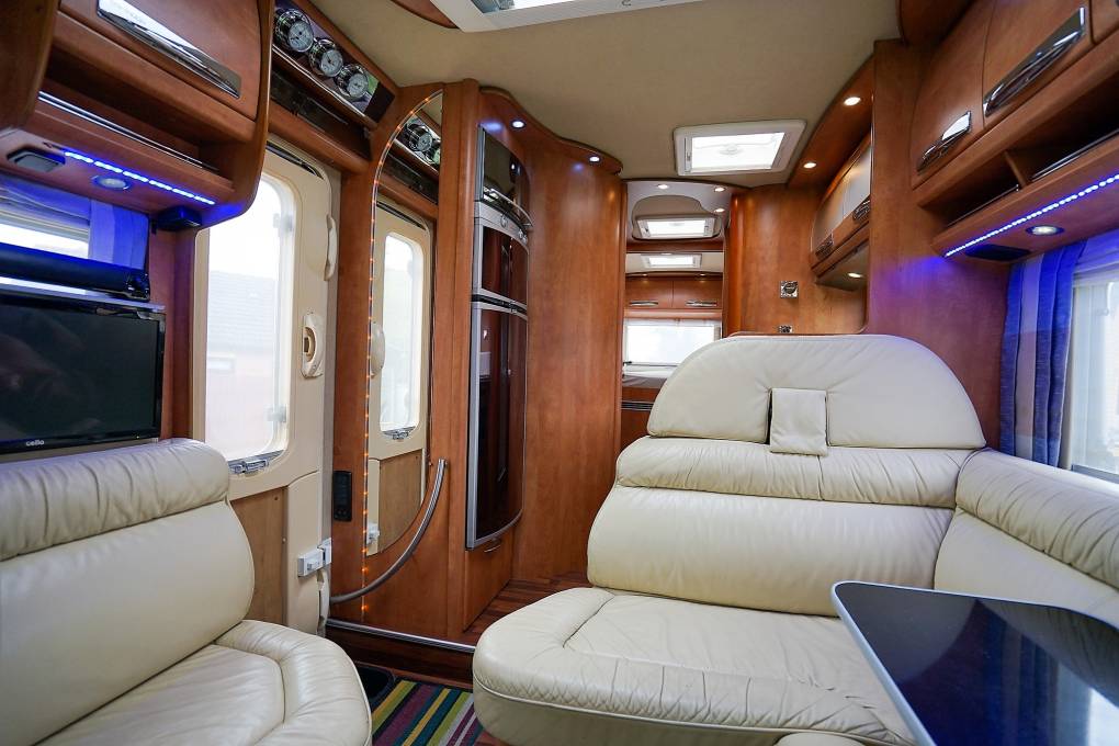 Carthago Chic I 51 S Plus Automatic IVECO